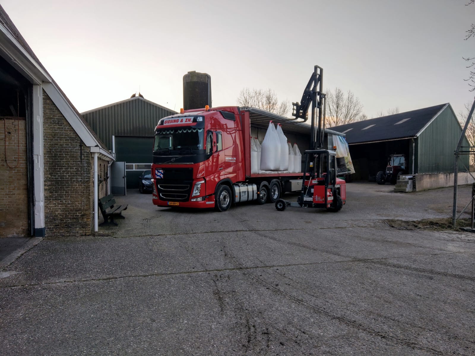 Giesing Transport & Zn BV. - Home
